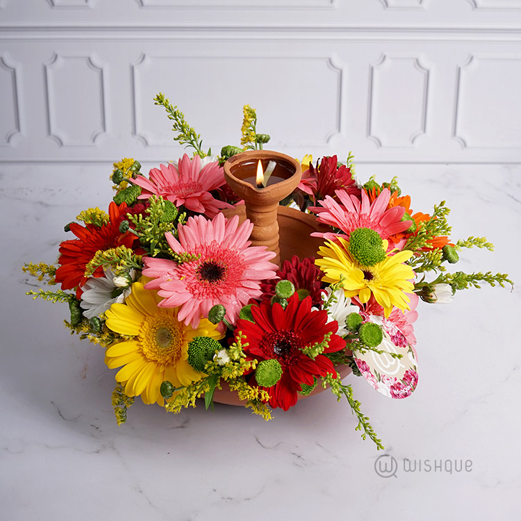 Avurudu Clay Lamp Fresh Flower Arrangement - Vase Arrangements | Wishque