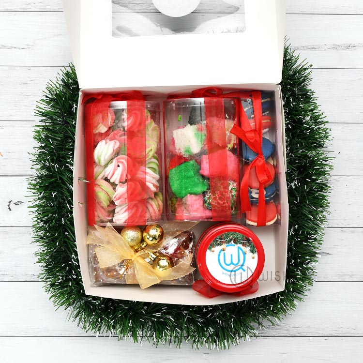 Christmas Cookies and Goodies Hamper - Wishque | Sri Lanka's Premium ...