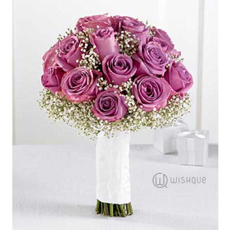 Glorious Rose Bouquet Standards/ Deluxe/ Premium Size - Wishque | Sri ...