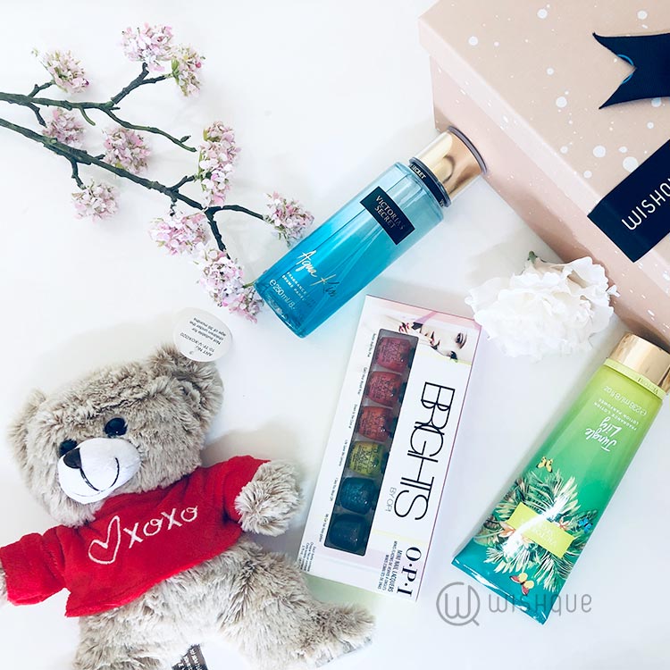 Victoria's Secret Jungle Lily and Aqua Kiss Luxury Gift Pack - Wishque ...
