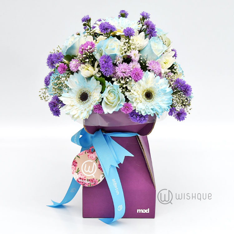 Blue Blossoms Gift Set - Wishque | Sri Lanka's Premium Online Shop ...
