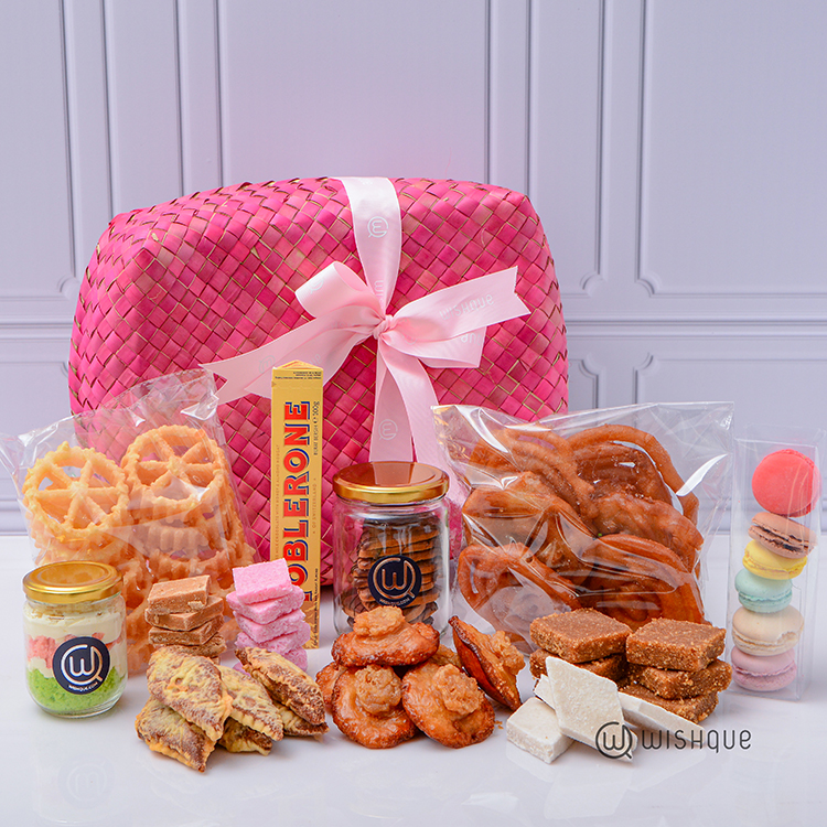 Avurudu Delights Sweets Hamper - Wishque | Sri Lanka's Premium Online ...
